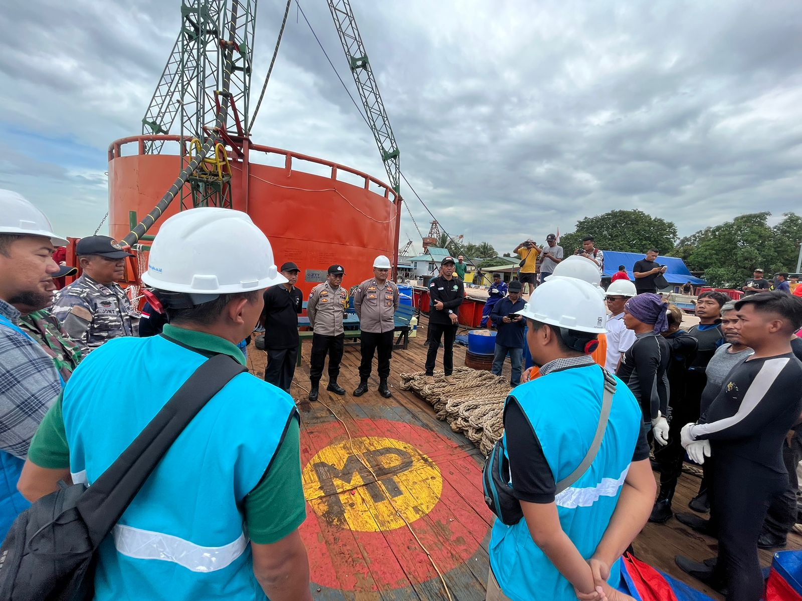 Saluran Kabel Laut Pulau Batam - Pulau Buluh Sepanjang 1,16 kms ...